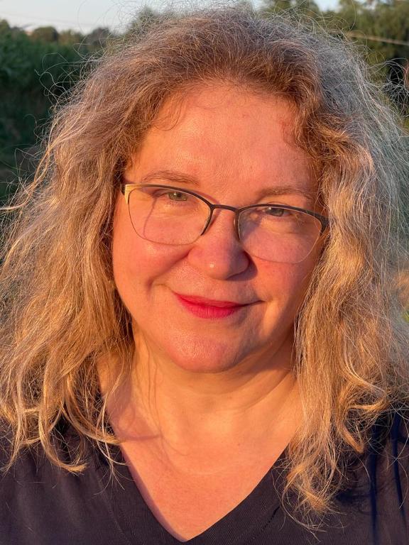 Emese, 58 éves olaszországi társkereső nő (139577)